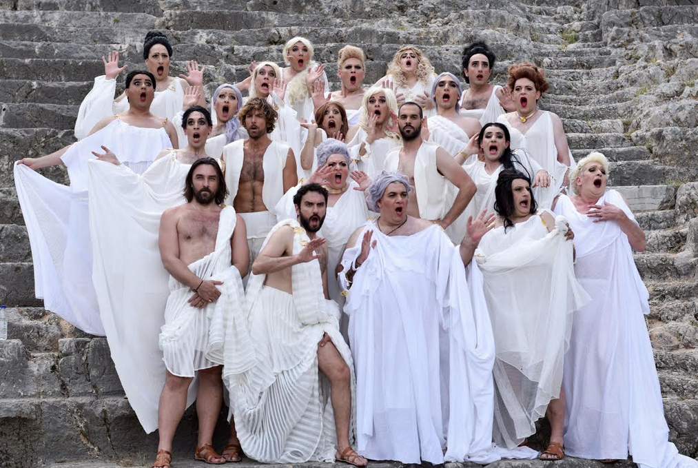 ΑΡΙΣΤΟΦΑΝΟΥΣ «ΕΚΚΛΗΣΙΑΖΟΥΣΕΣ» Σάββατο 21:30 Νέο στάδιο (ΦΩΤΟ-ΒΙΝΤΕΟ) Η ...