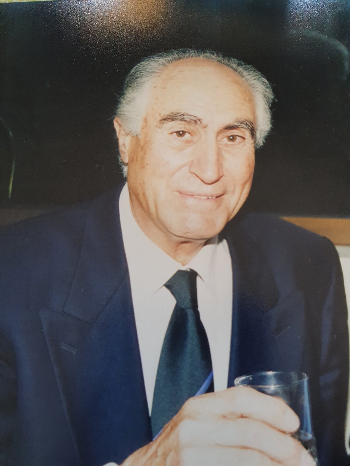 «Έφυγε» ο αγαπητός συμπολίτης μας Τάσος Σμαραγδάκης – Λεβέντης ...